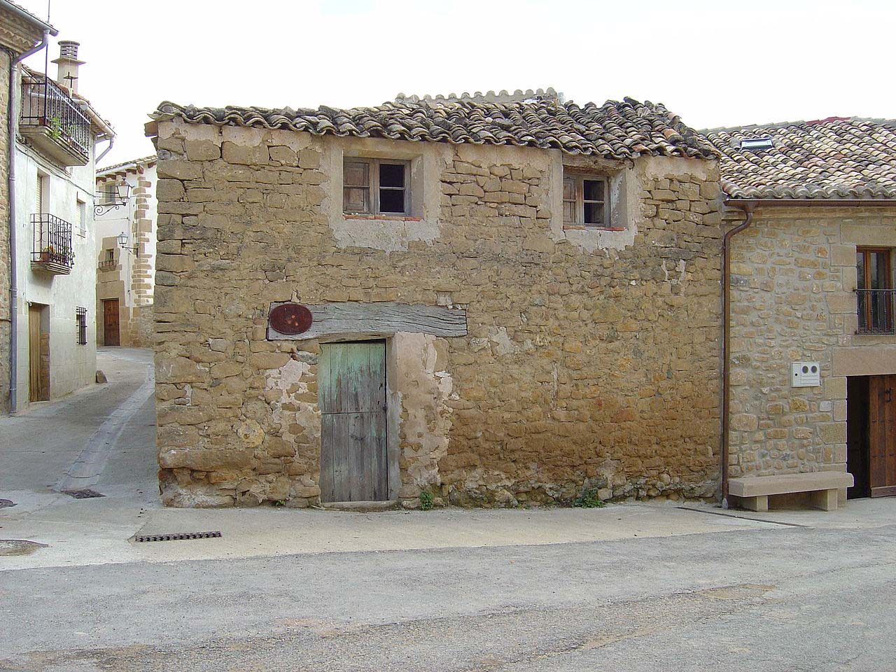 Azqueta accommodation | CaminoSleeps.com
