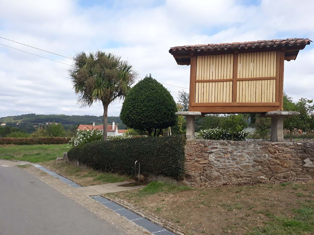 Boente on the Camino Francés – Places to Stay | CaminoSleeps.com