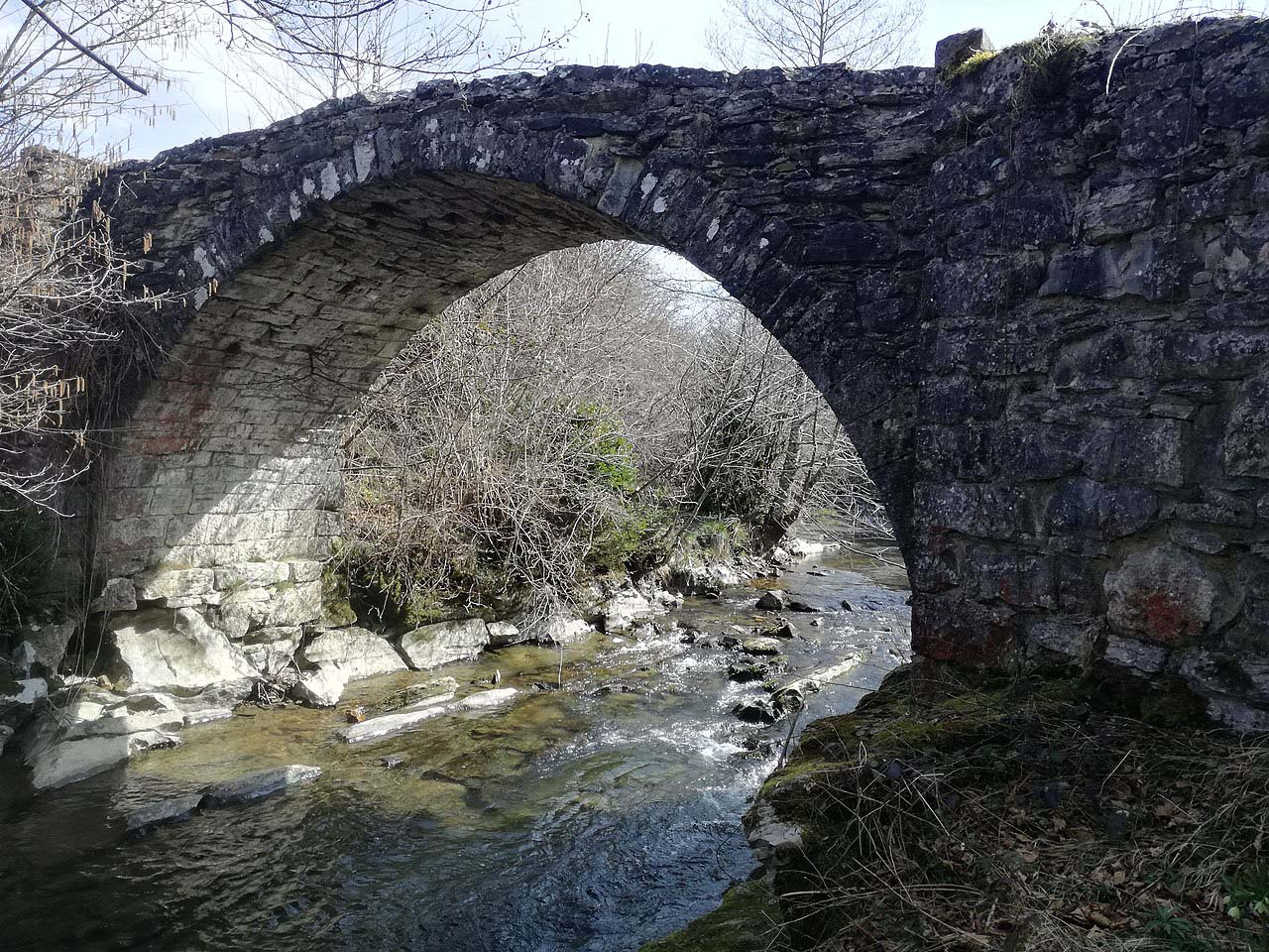 Burguete accommodation – albergues and hotels | CaminoSleeps.com