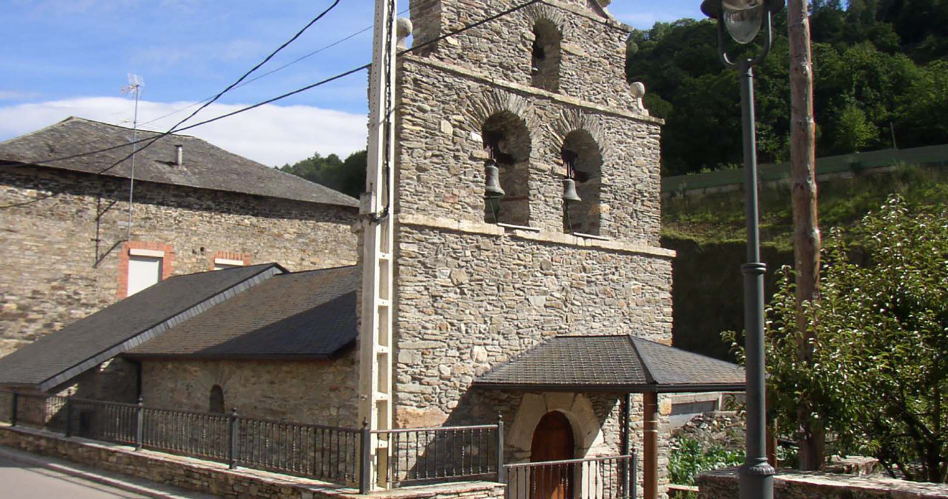 La Portela de Valcarce – 2 places to stay | CaminoSleeps.com